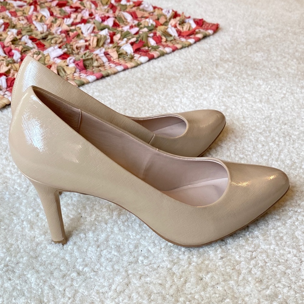 Kelly And Katie Tan Patent Leather Pumps. - Gem